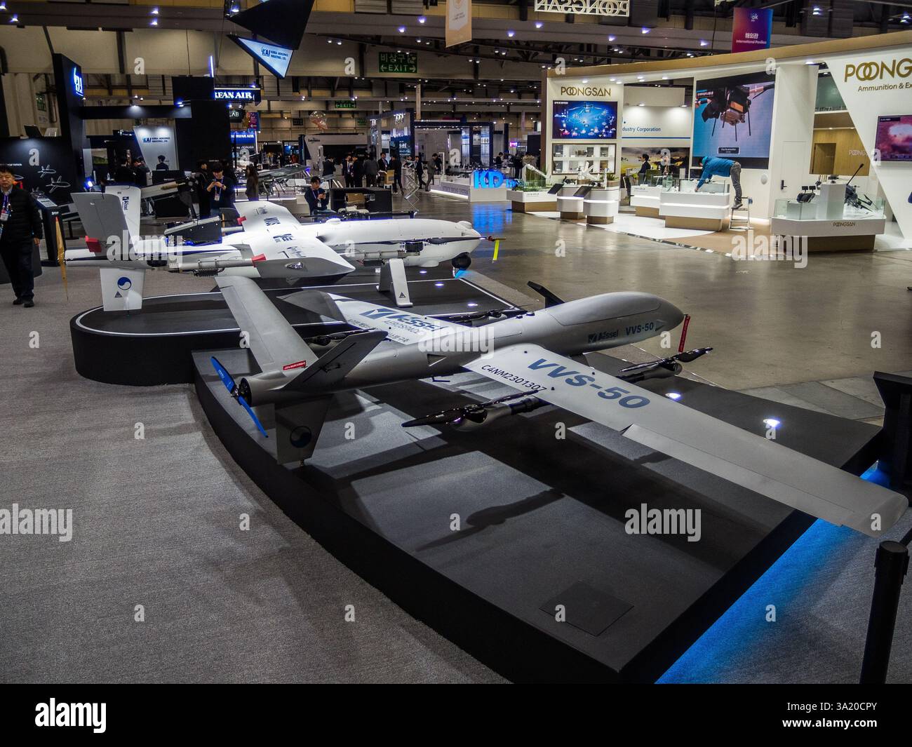 Busan, Corea del Sud - 26. Febbraio 2025: VVS-50 VTOL UAV e MVUS ...