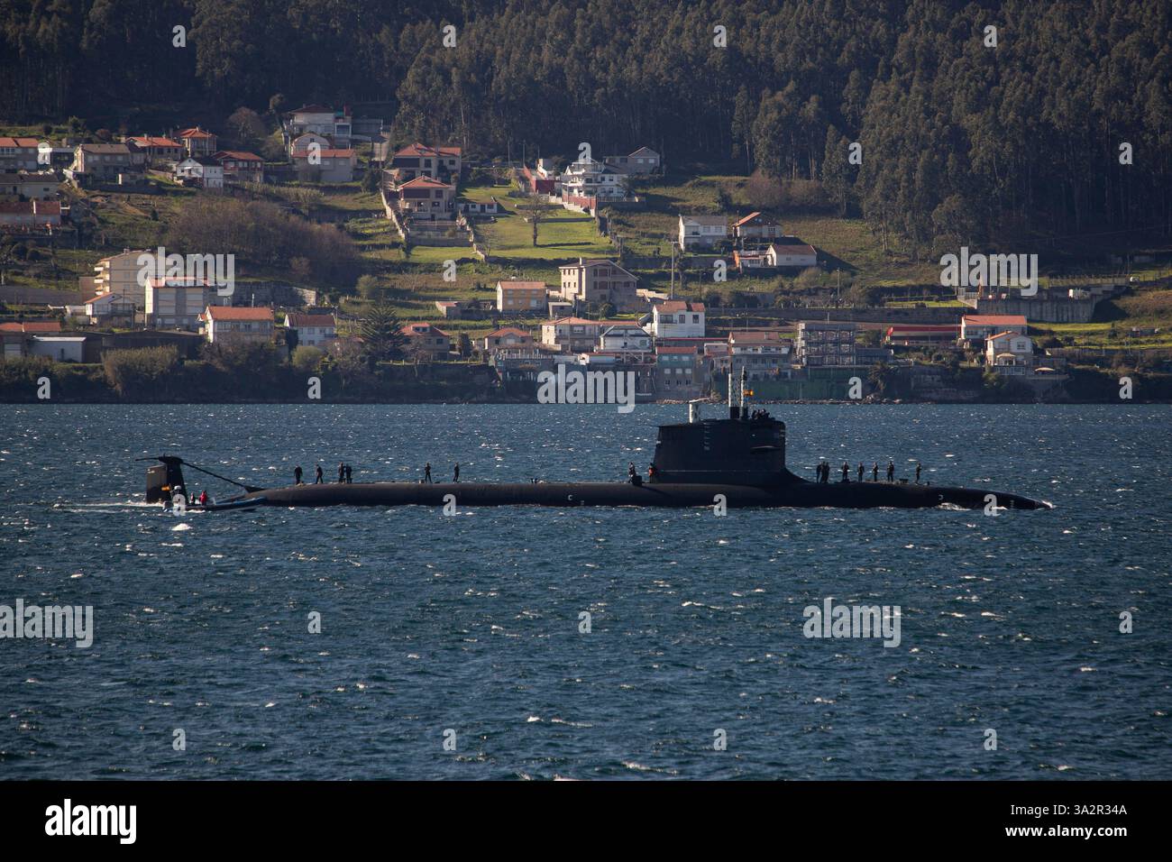 The Navy's submarine S-81 'Isaac Peral', arrives at the military naval ...