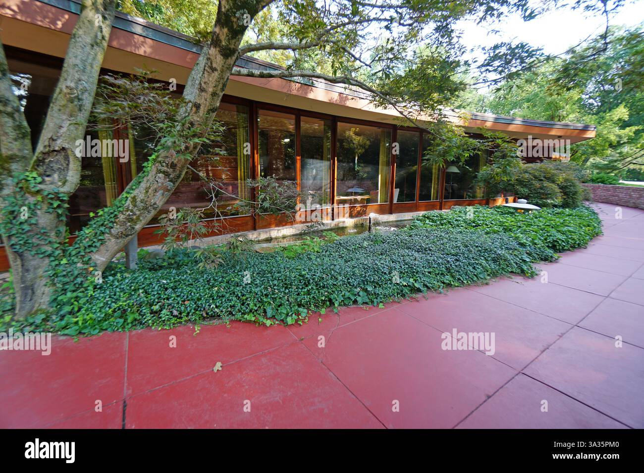 Architetto scolastico frank lloyd wright immagini e fotografie stock ad ...