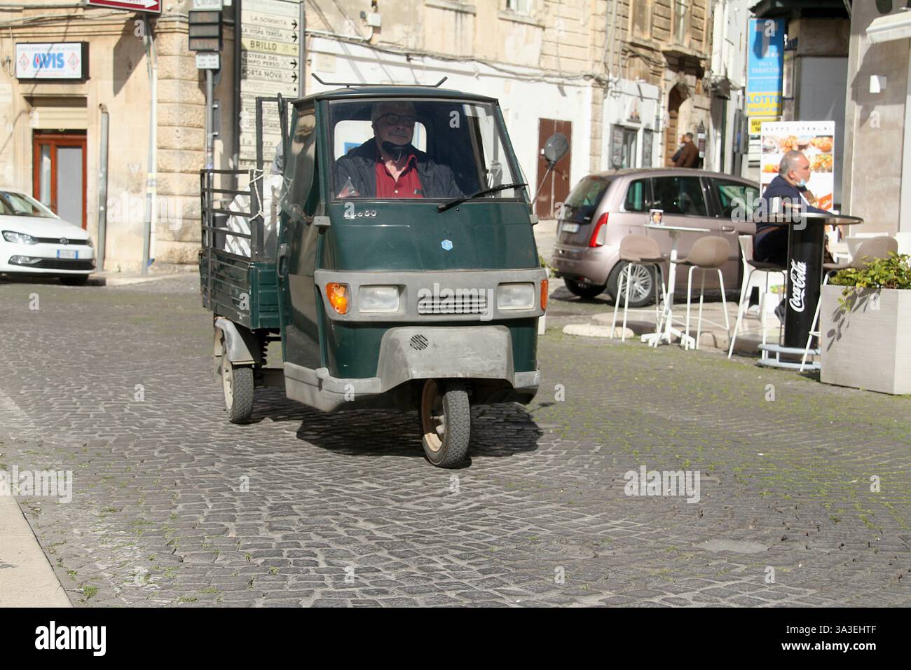 Pickup a tre ruote immagini e fotografie stock ad alta risoluzione - Alamy
