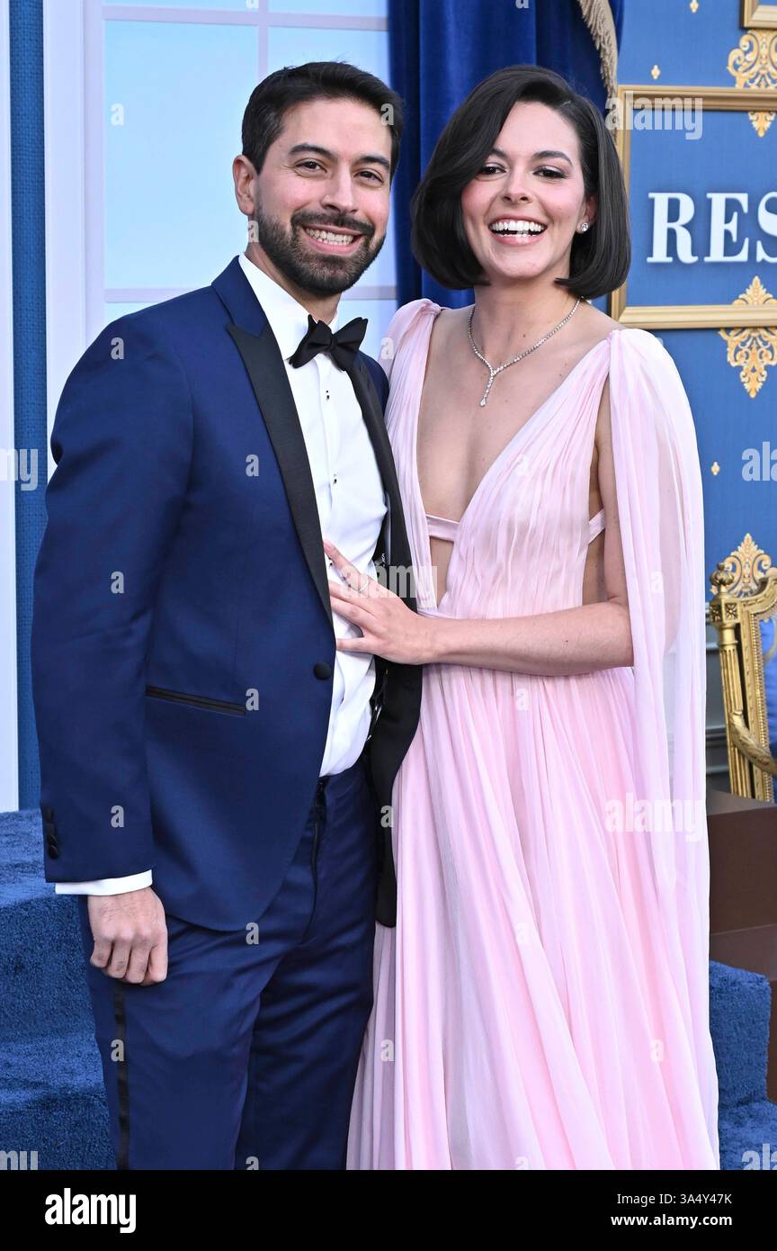 Sebastian Zuleta e Julieth Restrepo bei der Weltpremiere der Netflix ...