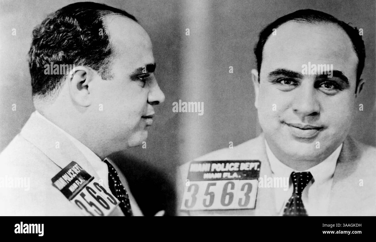 1931 , Miami , Florida , USA : il famoso gangstern AL CAPONE ( Alphonse ...