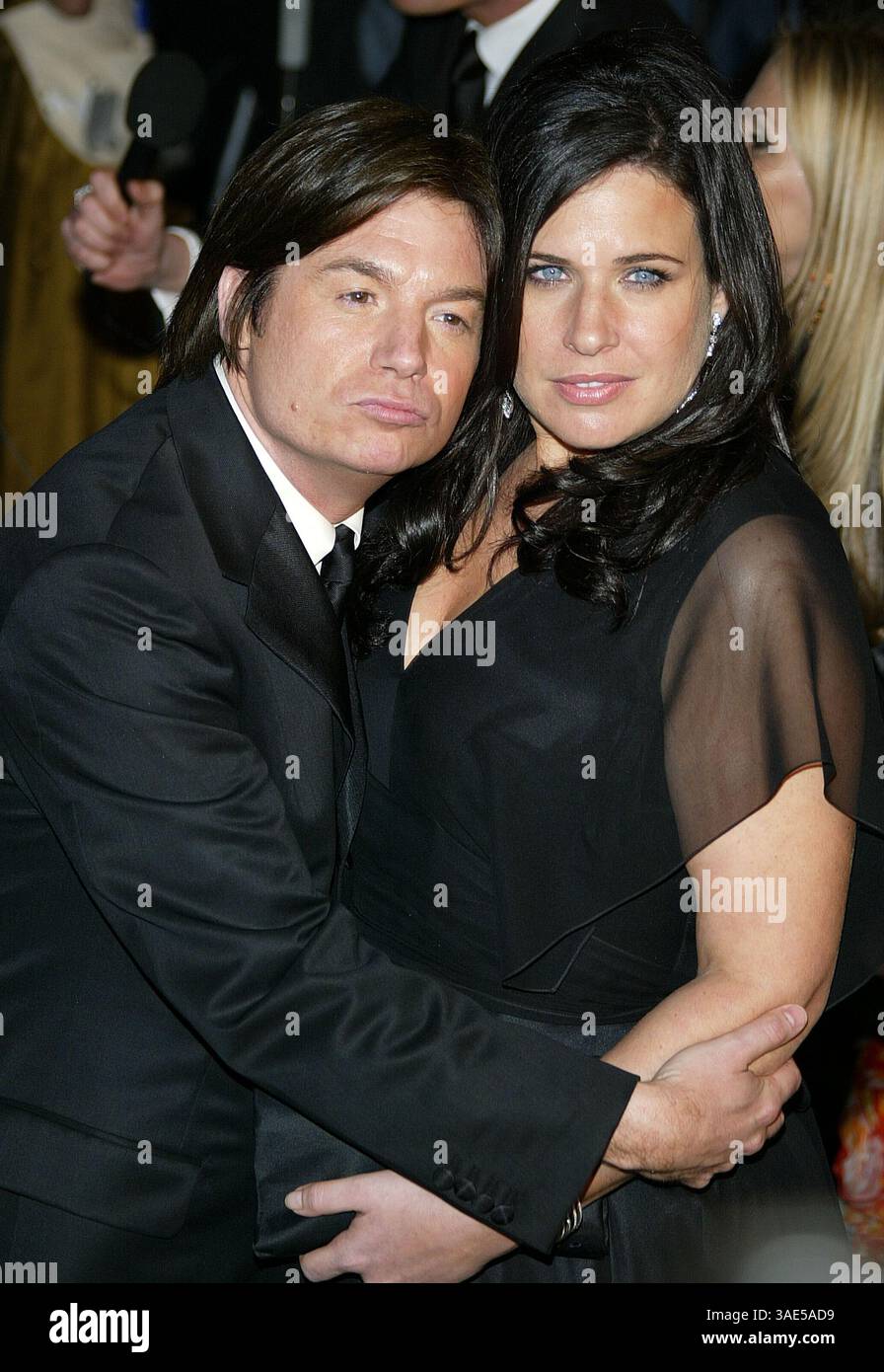 Actor mike myers with his wife robin immagini e fotografie stock ad ...