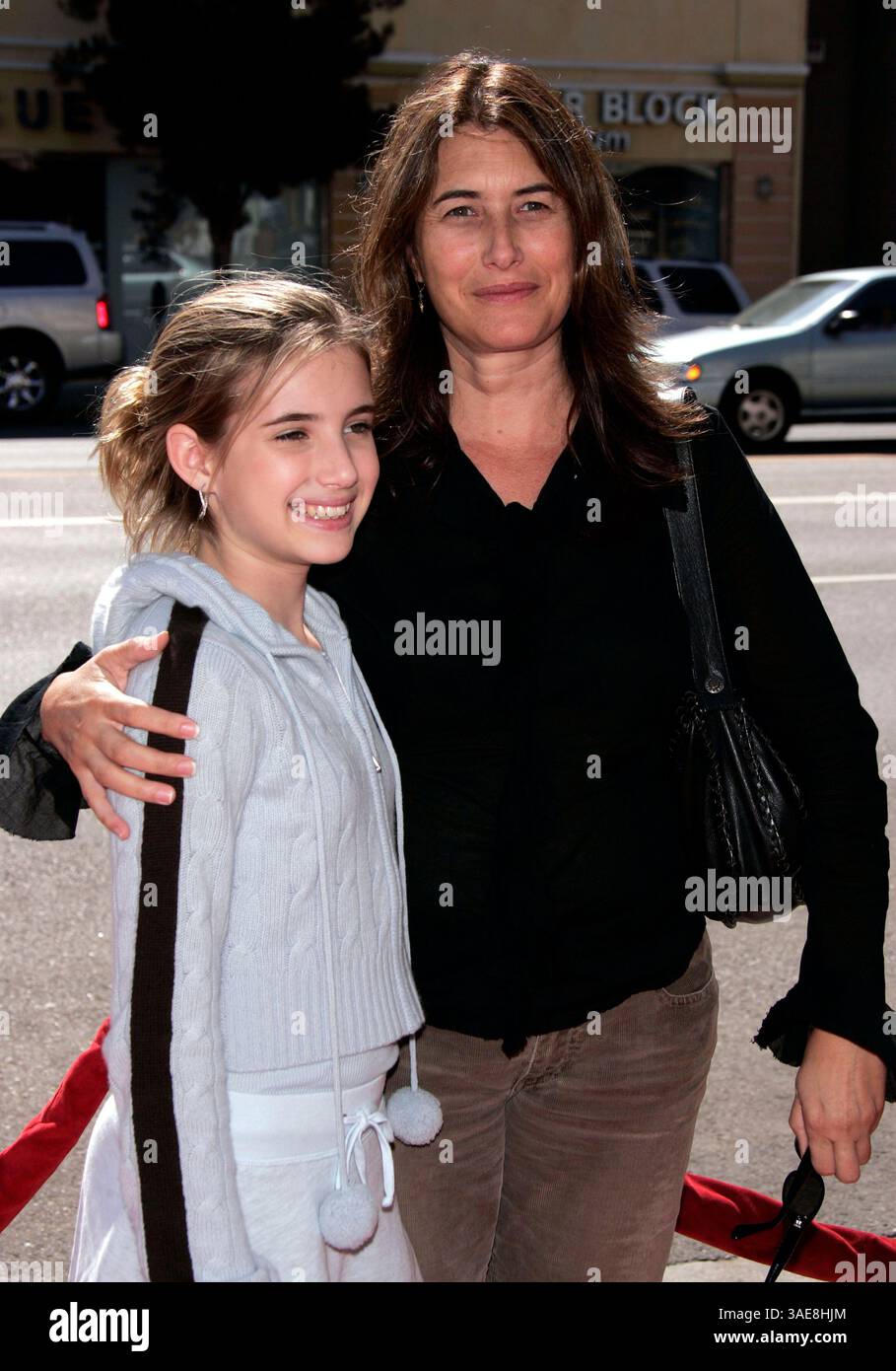 Emma roberts and kelly cunningham immagini e fotografie stock ad alta ...