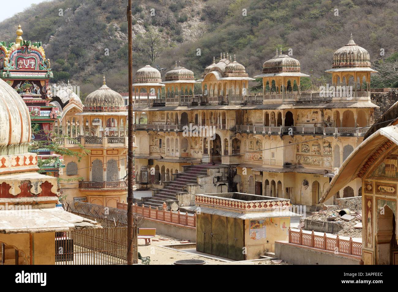 Tempio di shri gyan gopal ji immagini e fotografie stock ad alta ...