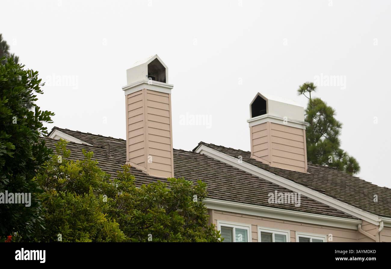 Tetto della casa in legno immagini e fotografie stock ad alta ...