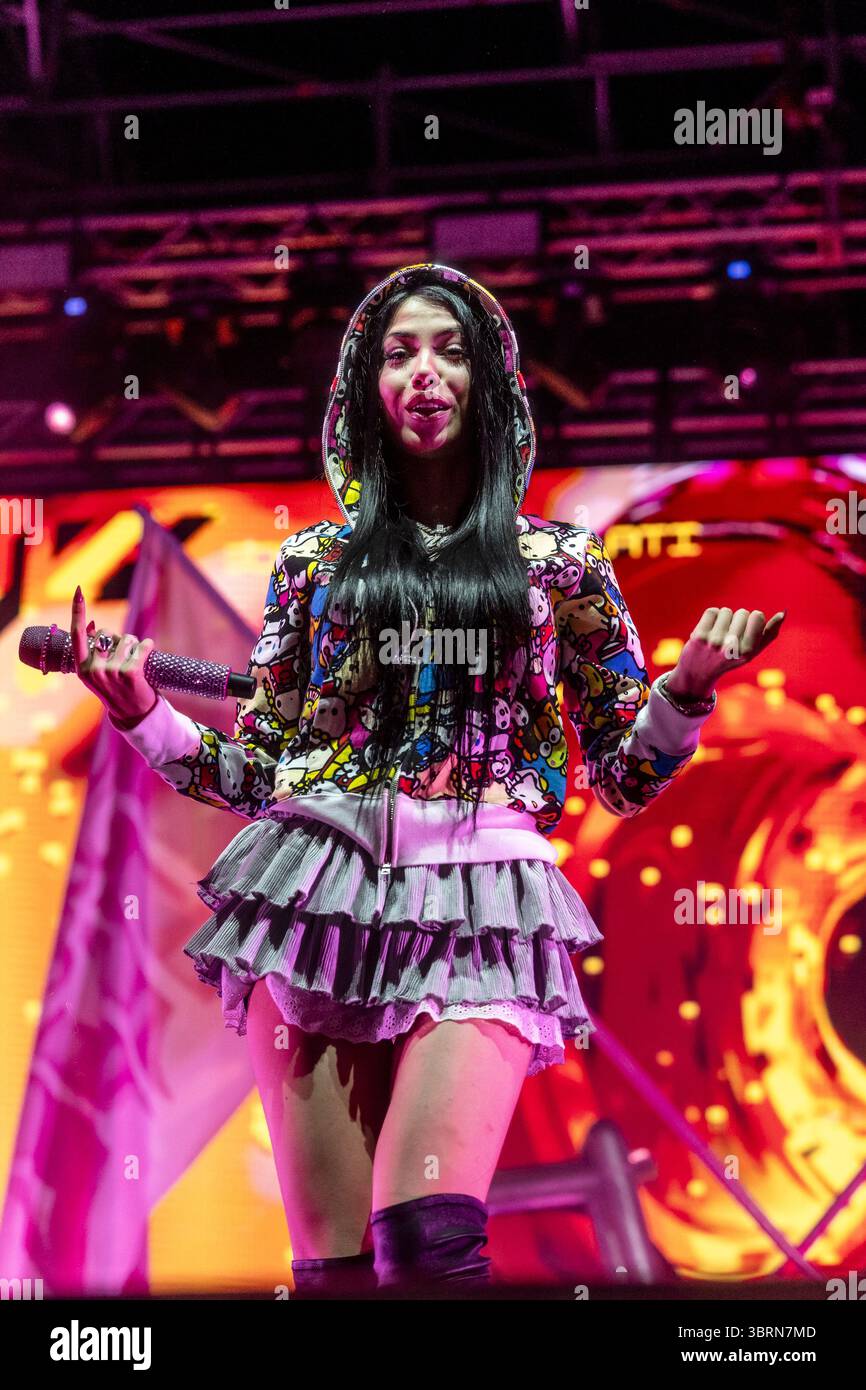 Rapper anna pepe immagini e fotografie stock ad alta risoluzione - Alamy