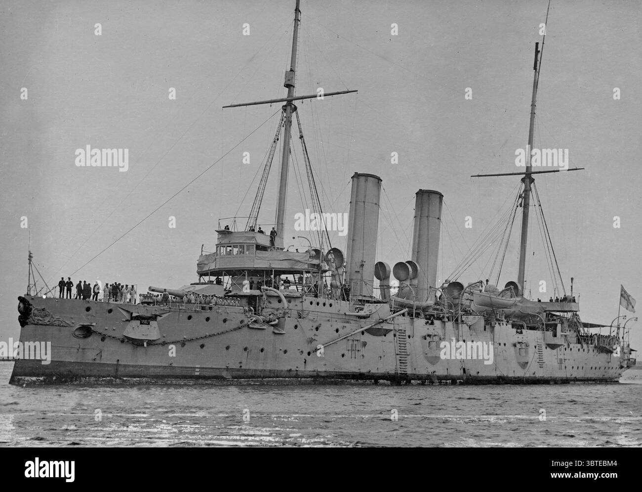 Hms hawke immagini e fotografie stock ad alta risoluzione - Alamy