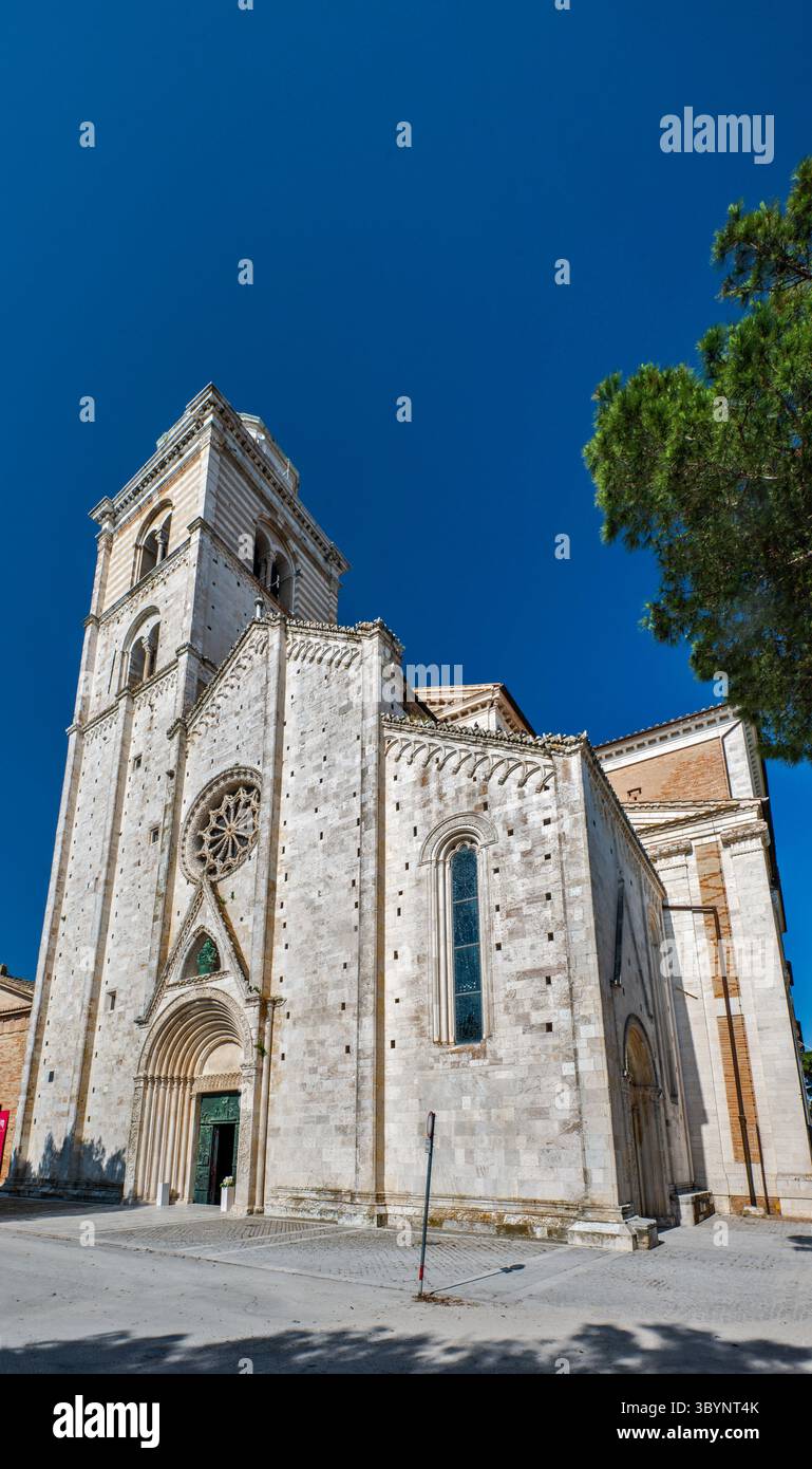 Regione marche immagini e fotografie stock ad alta risoluzione - Alamy