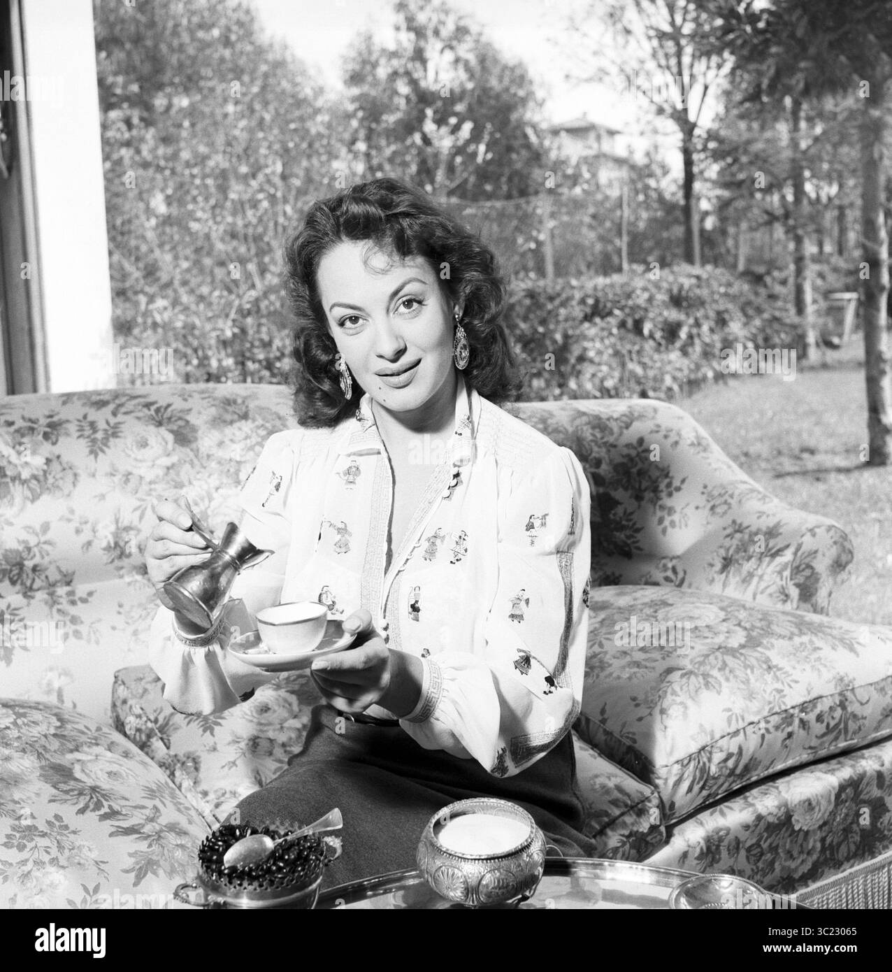 Yvonne sanson immagini e fotografie stock ad alta risoluzione - Alamy