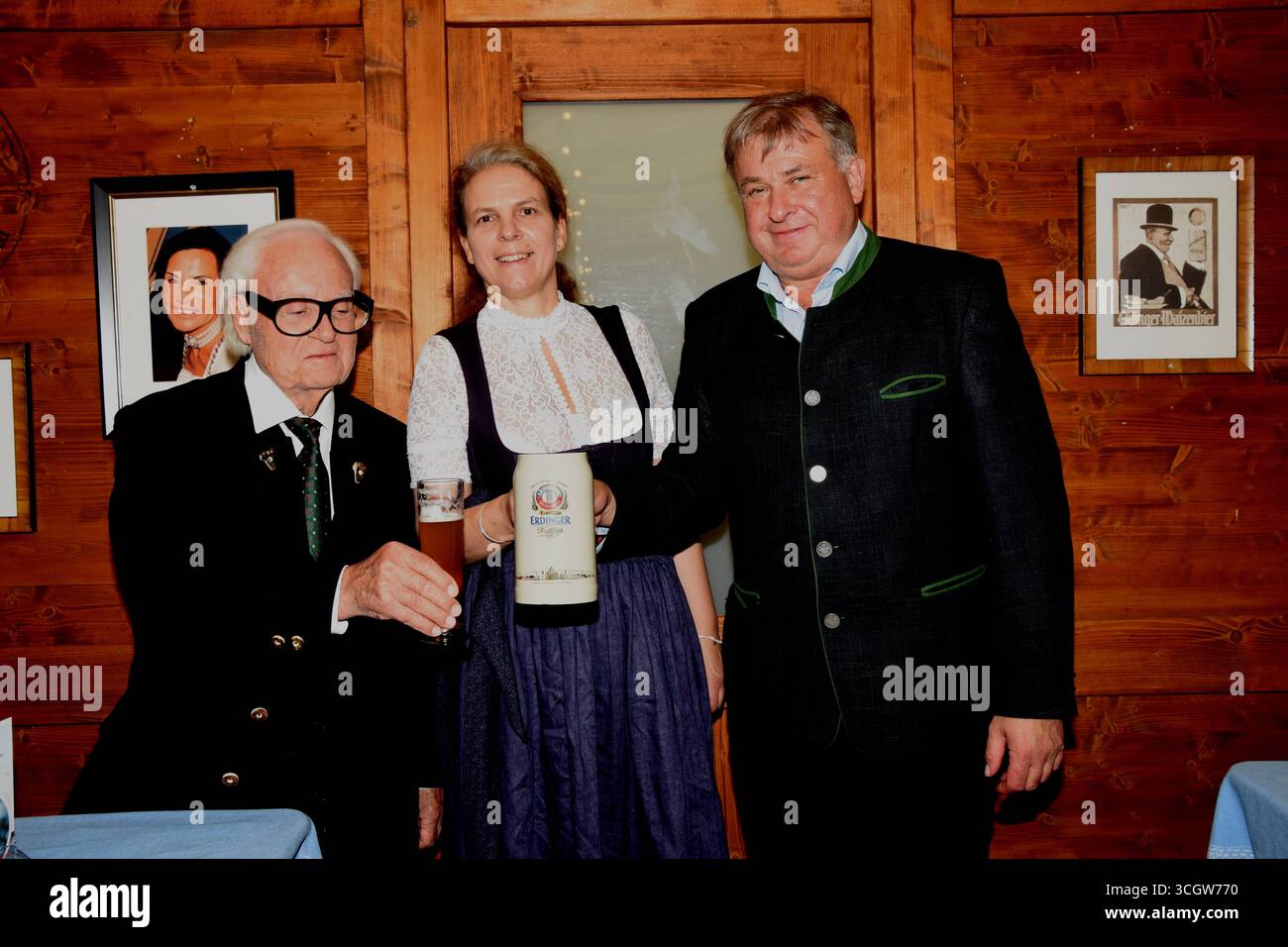 Werner Brombach Erdinger Weissbraeu Inhaber Christine Lorenz Stiftl ...