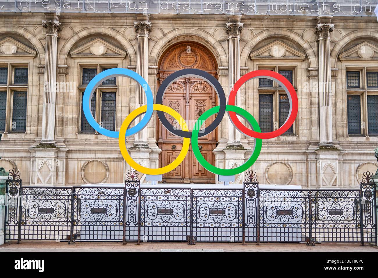 Cerchi olimpici immagini e fotografie stock ad alta risoluzione - Alamy