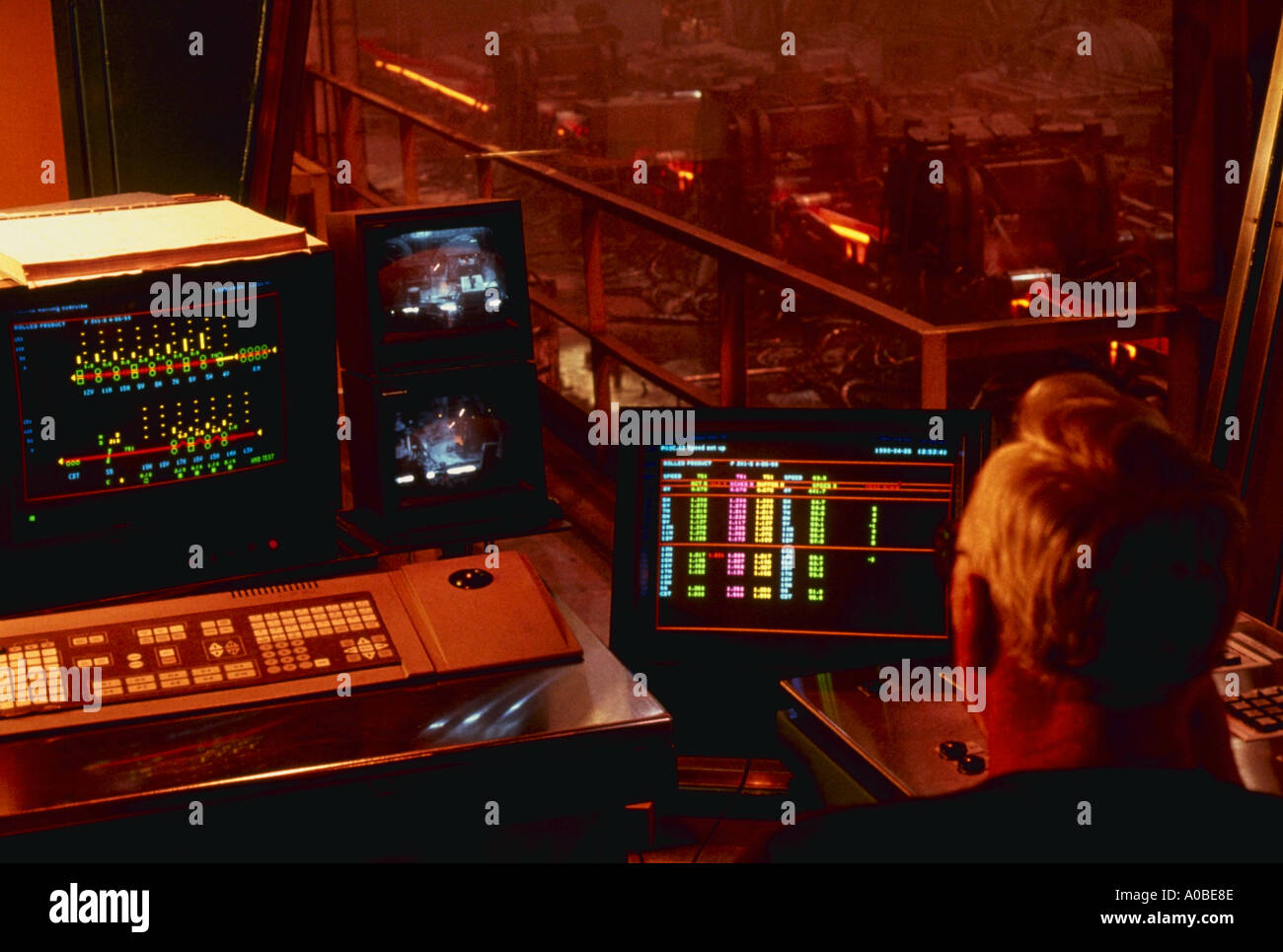 Mainframe mainframe immagini e fotografie stock ad alta risoluzione - Alamy