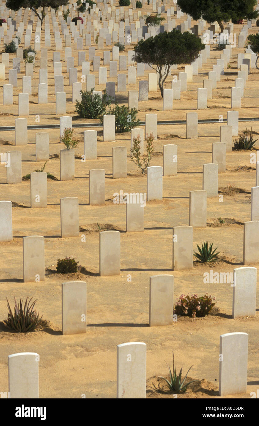 Cimitero di guerra di el alamein immagini e fotografie stock ad alta ...