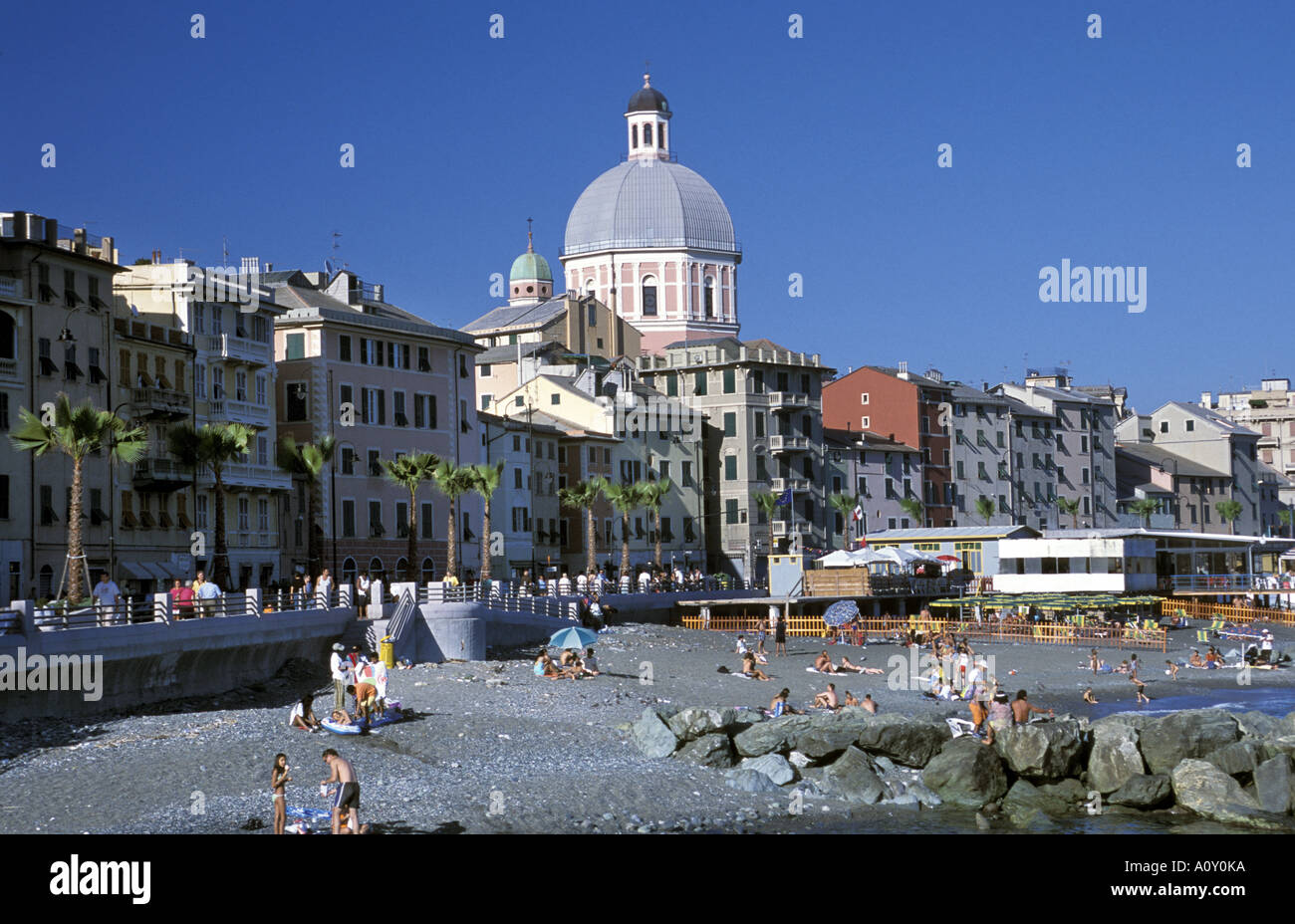 Genova pegli immagini e fotografie stock ad alta risoluzione - Alamy