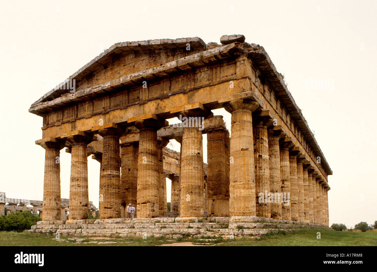 Tempio di nettuno in stile dorico greco immagini e fotografie stock ad ...