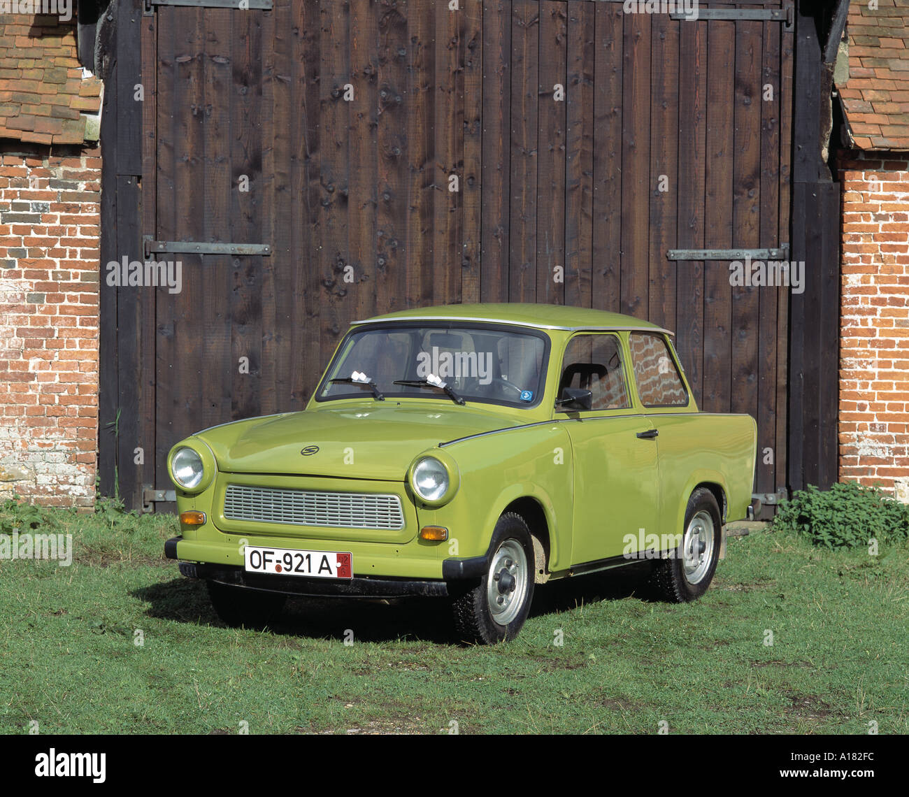 Trabant 1989 immagini e fotografie stock ad alta risoluzione - Alamy