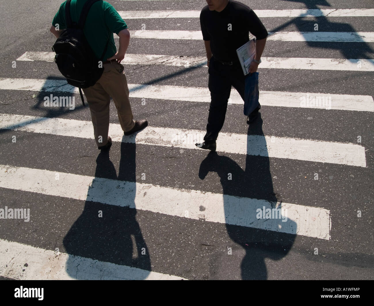 Strisce di pedoni immagini e fotografie stock ad alta risoluzione - Alamy