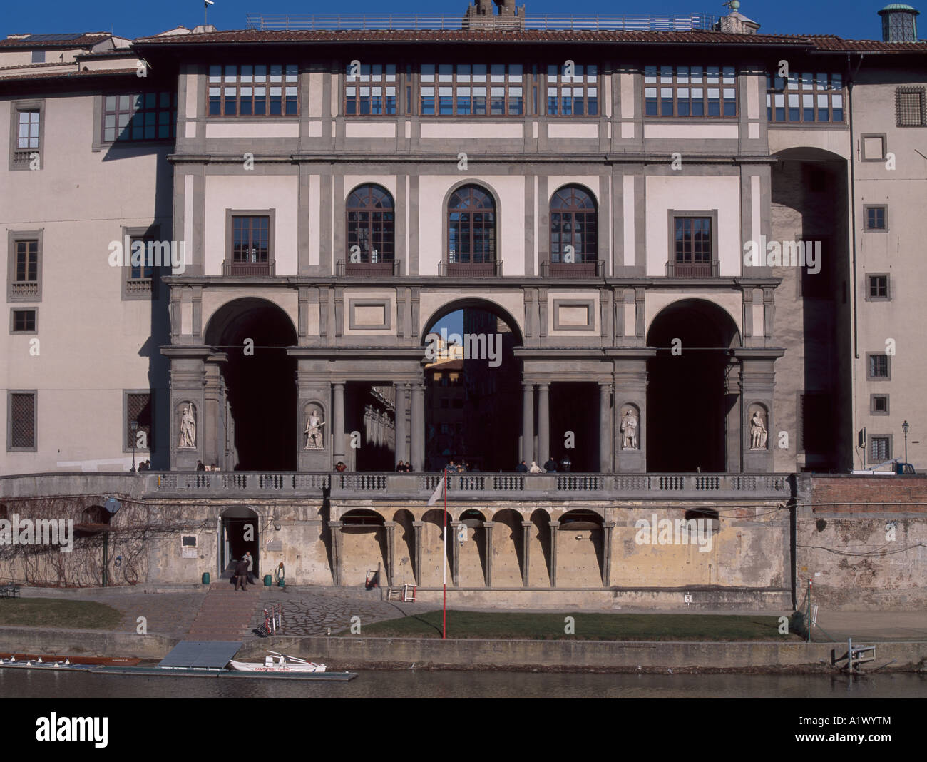 Galleria degli Uffizi, Firenze, Italia. Architetto: Vasari Foto stock - Alamy