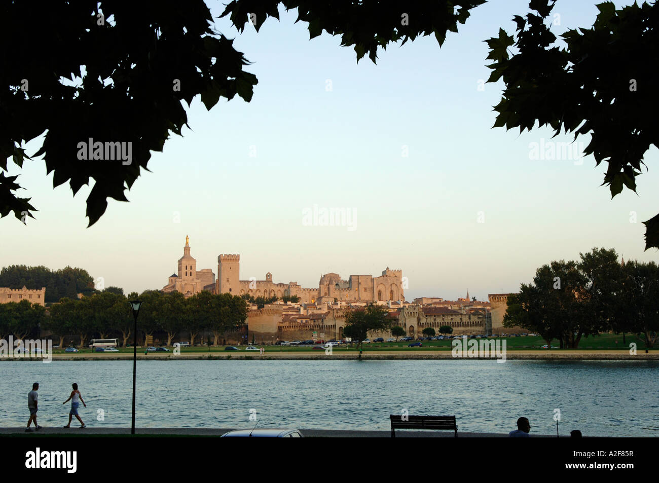 Papa palace immagini e fotografie stock ad alta risoluzione - Alamy