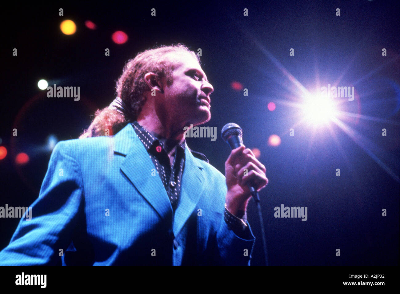 Simply red singer mick hucknall immagini e fotografie stock ad alta ...