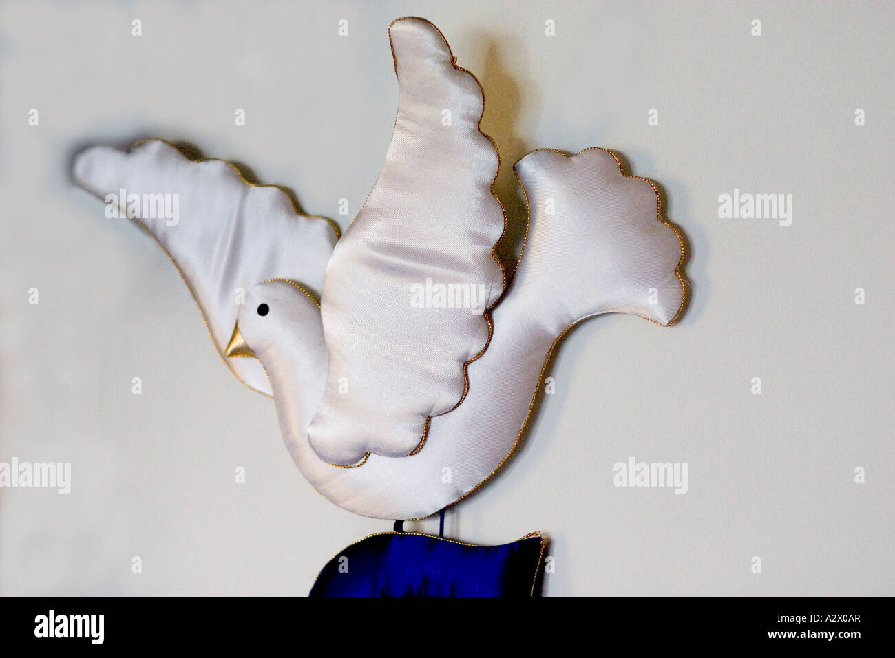 Colomba simbolo dello spirito santo immagini e fotografie stock ad alta ...