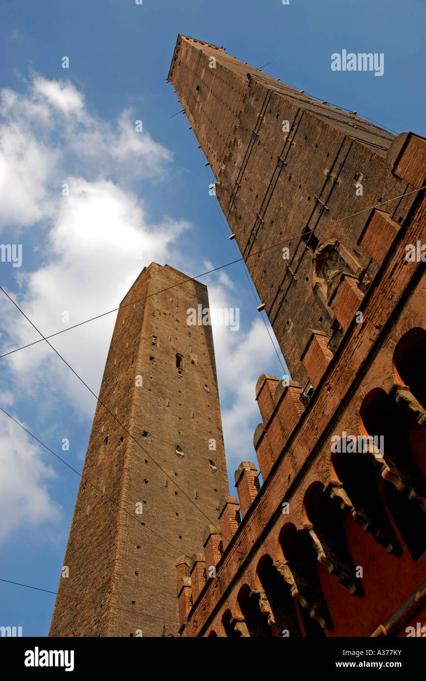 Famose torri immagini e fotografie stock ad alta risoluzione - Alamy