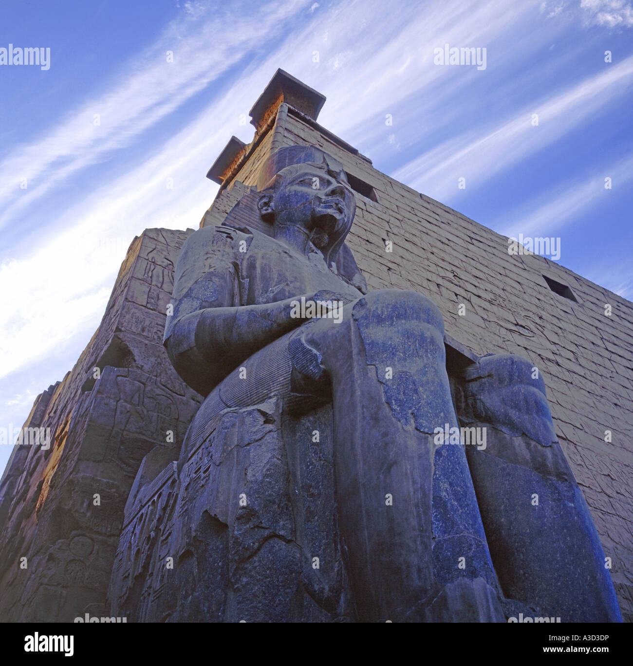 Faraone seduto sul suo trono immagini e fotografie stock ad alta ...