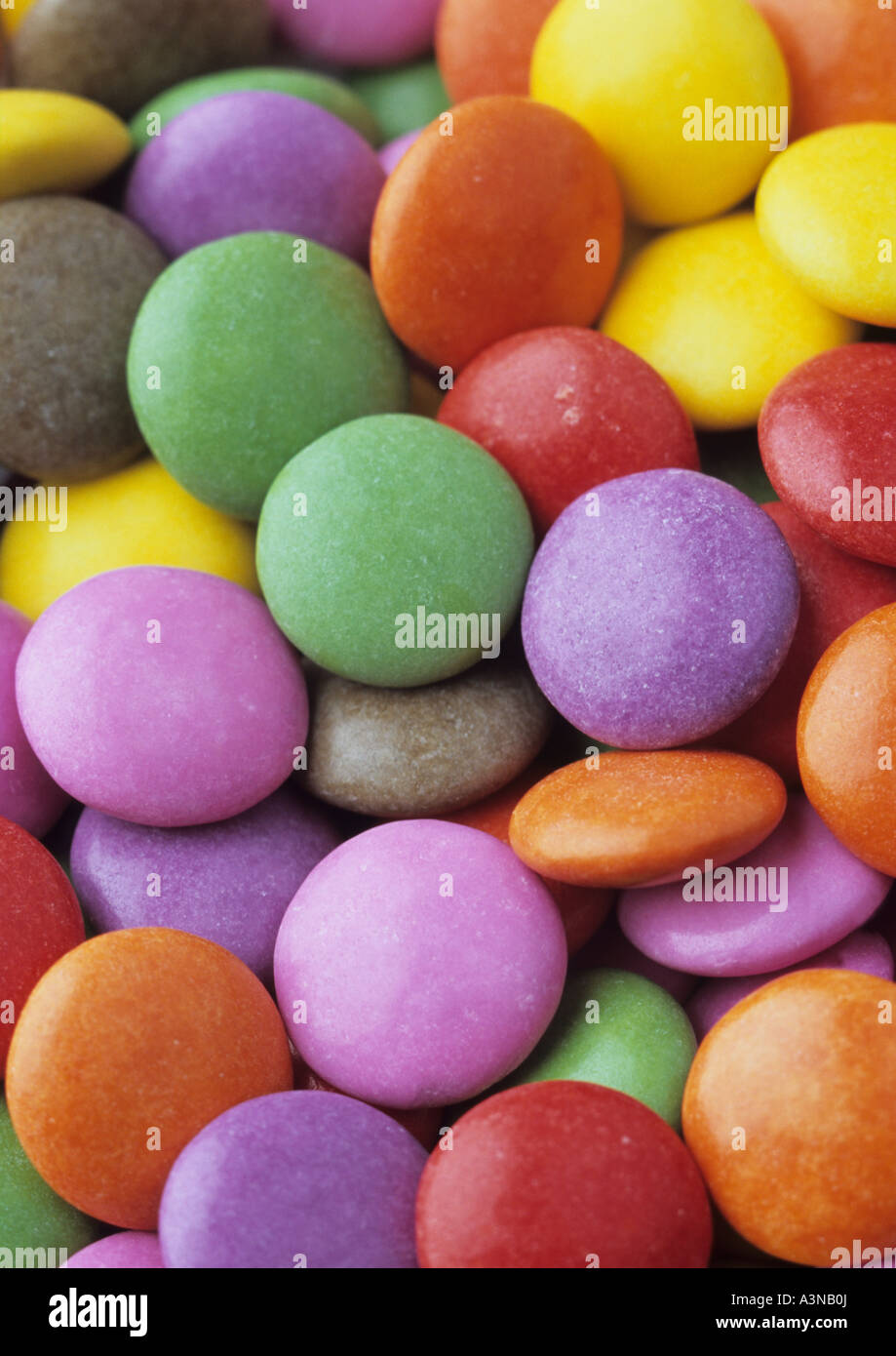 Smarties marroni immagini e fotografie stock ad alta risoluzione - Alamy