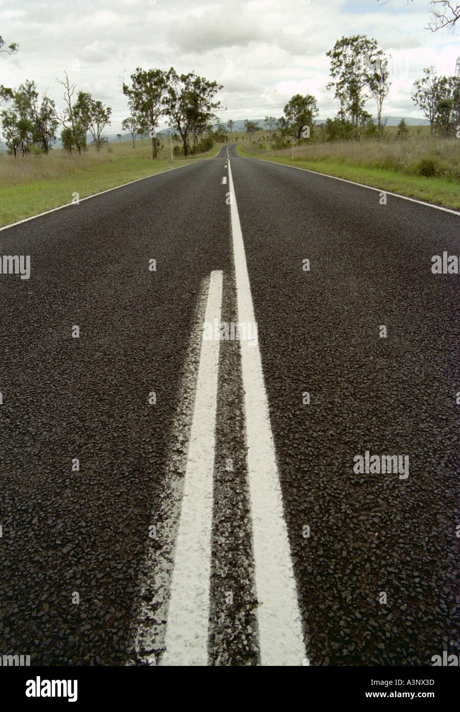 Linee di superstrada immagini e fotografie stock ad alta risoluzione ...