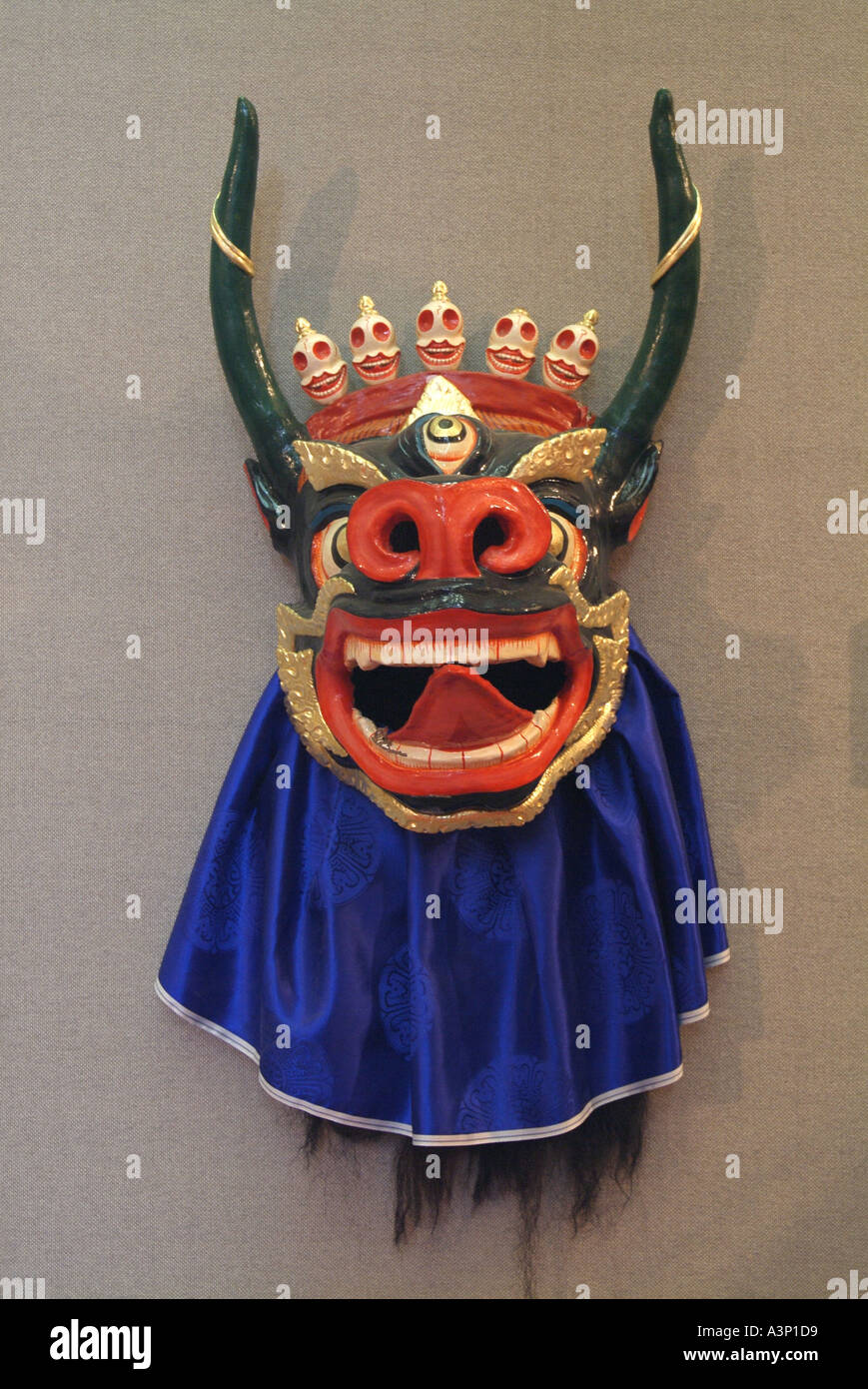 Maschera del dio misterioso immagini e fotografie stock ad alta ...