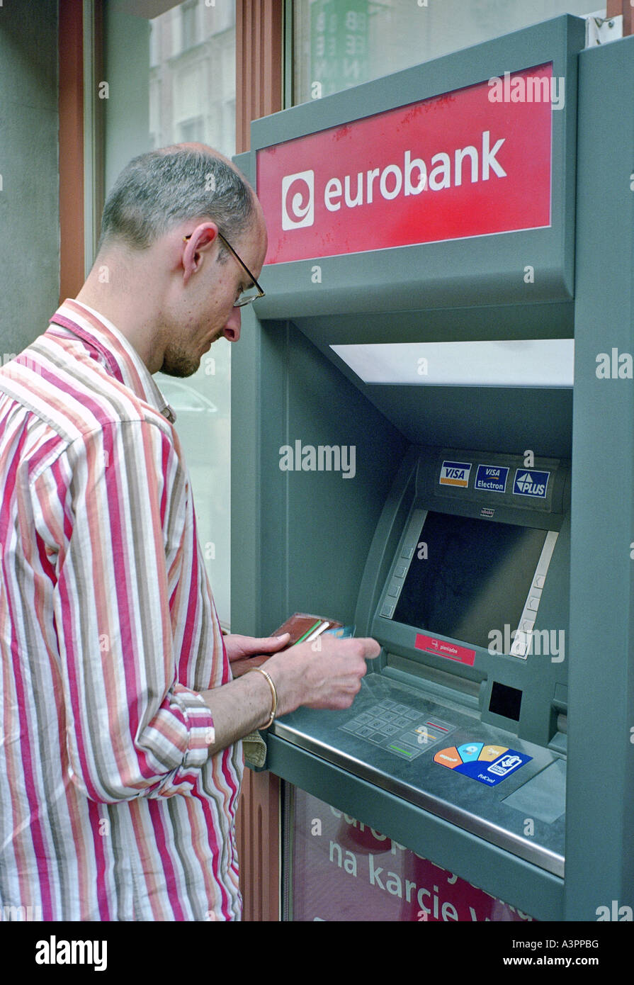 Simbolo del bancomat immagini e fotografie stock ad alta risoluzione ...