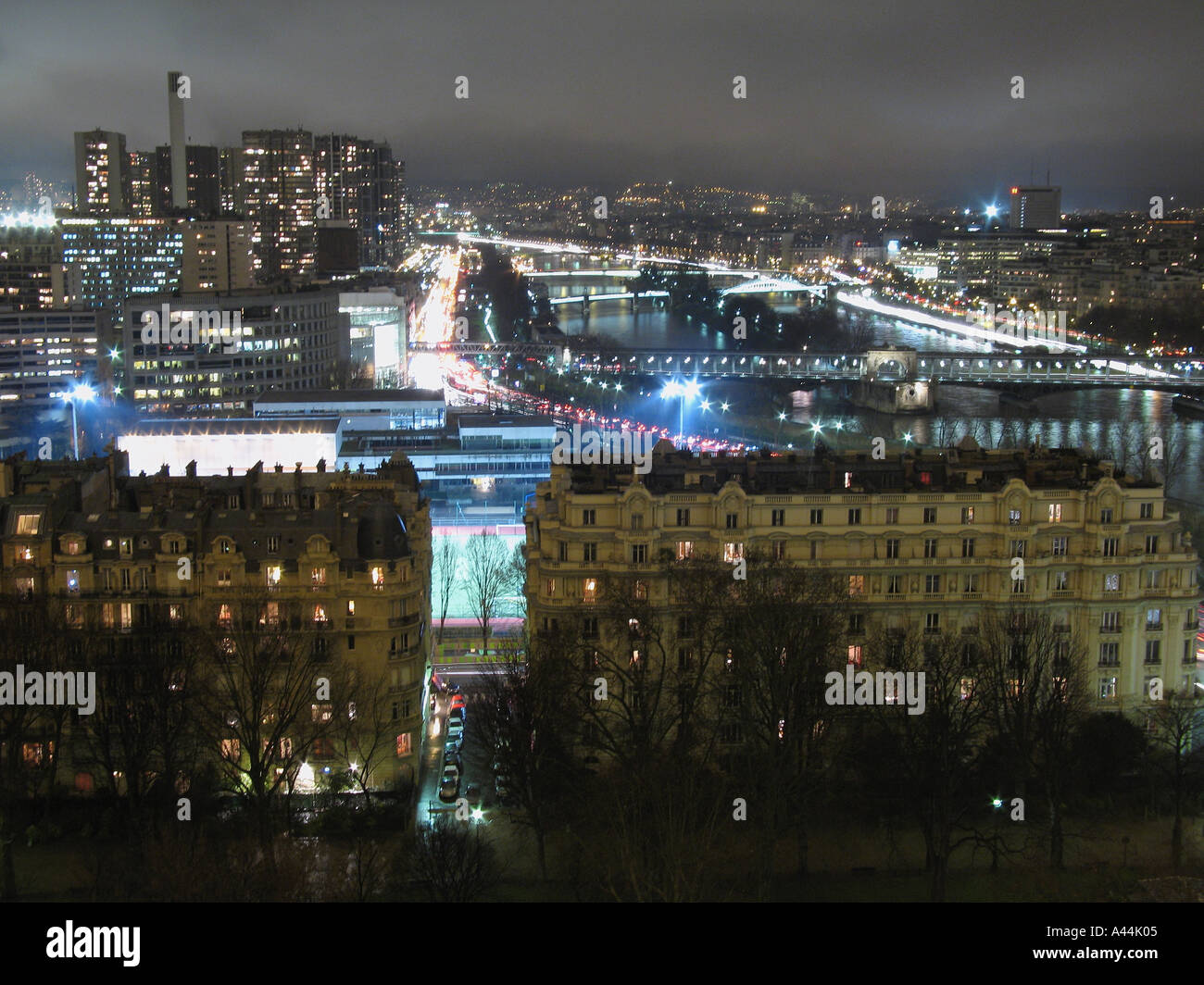 Arena torre eiffel immagini e fotografie stock ad alta risoluzione - Alamy