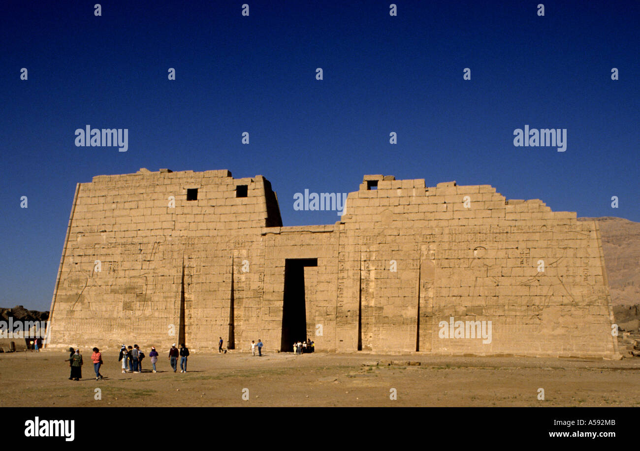 Tempio edfou immagini e fotografie stock ad alta risoluzione - Alamy