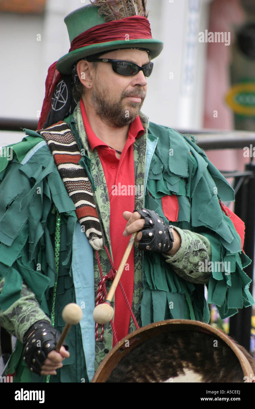 Menadi danzanti immagini e fotografie stock ad alta risoluzione - Alamy