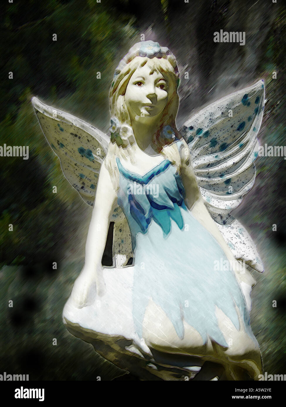 Statua con le ali immagini e fotografie stock ad alta risoluzione - Alamy