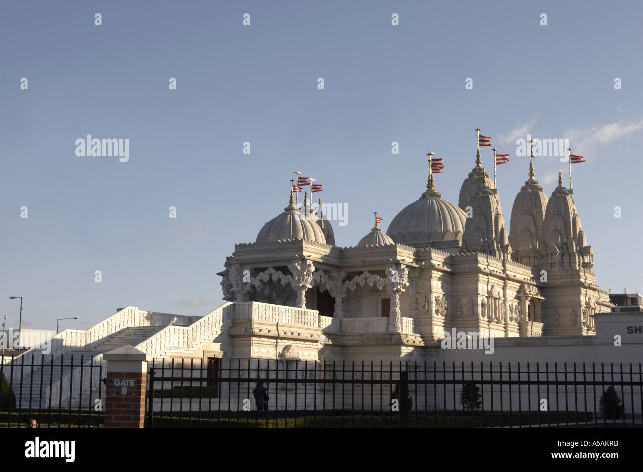 Wembley hindu temple immagini e fotografie stock ad alta risoluzione ...