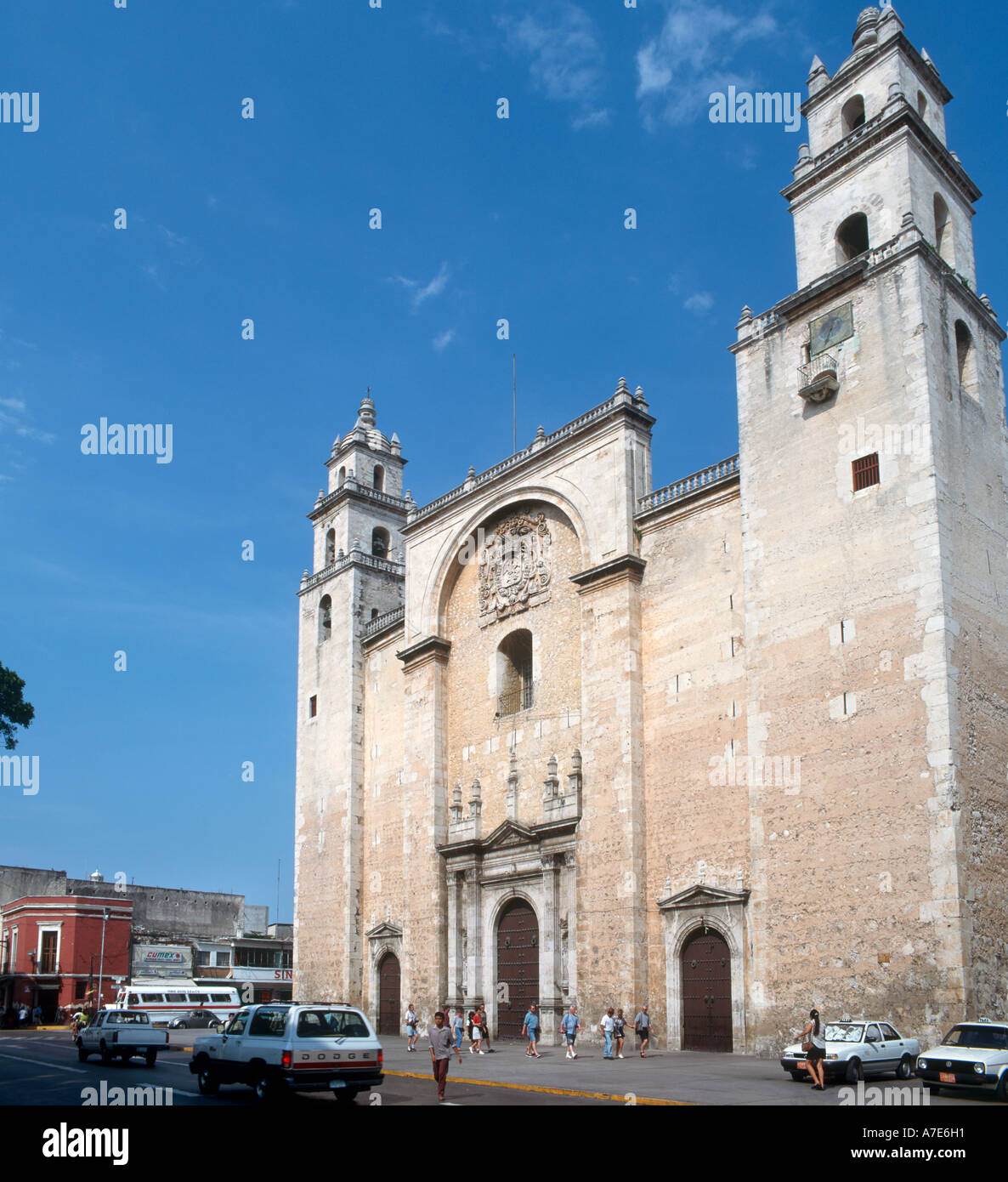 Cattedrale storica a merida immagini e fotografie stock ad alta ...