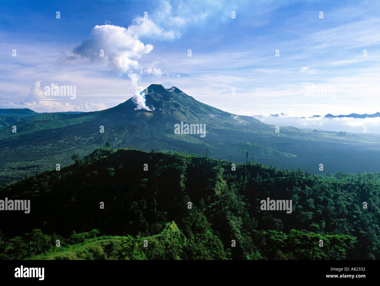 Vulcano bali immagini e fotografie stock ad alta risoluzione - Alamy