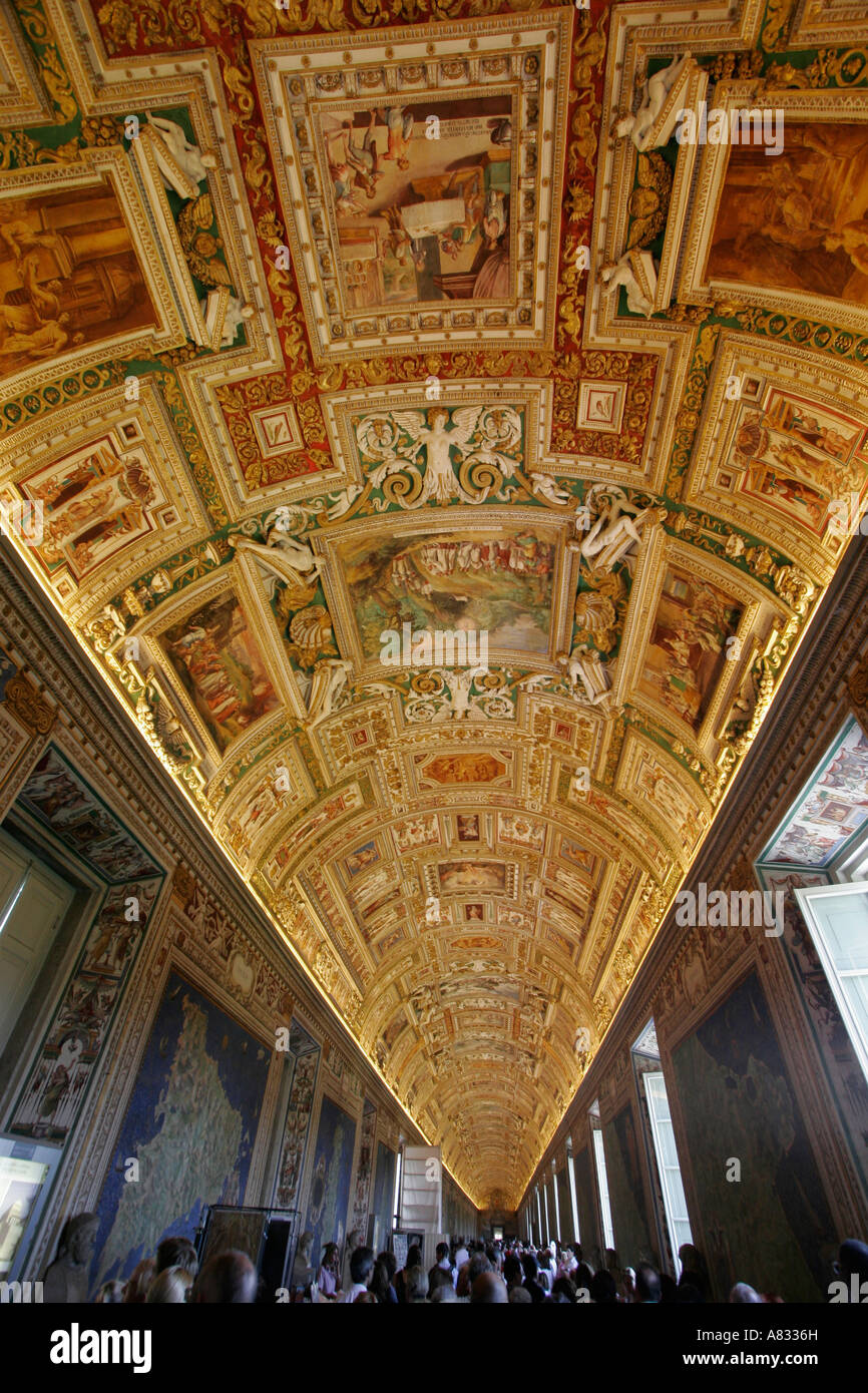 Sala delle mappe roma immagini e fotografie stock ad alta risoluzione ...