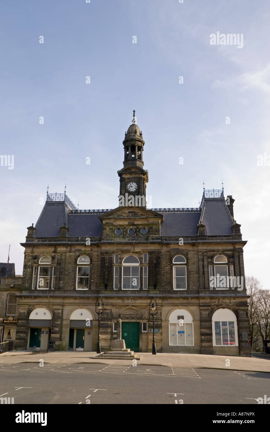 Buxton town hall immagini e fotografie stock ad alta risoluzione - Alamy