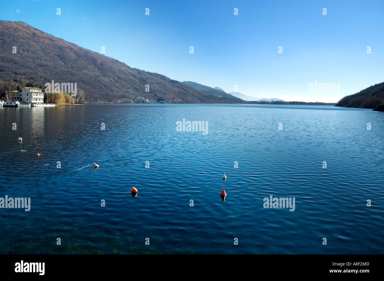 Lago di mergozzo maggiore immagini e fotografie stock ad alta ...