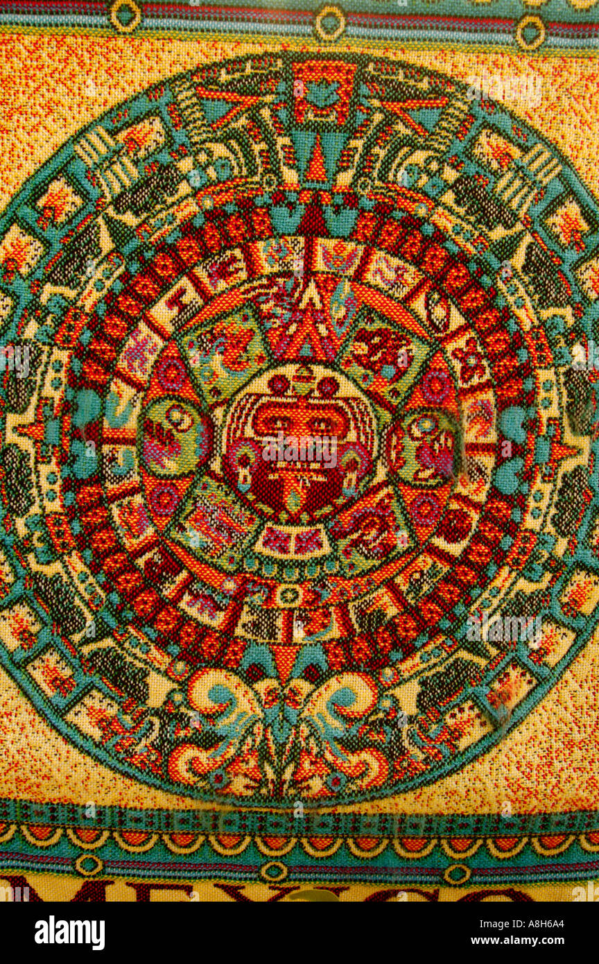 Aztec calendar immagini e fotografie stock ad alta risoluzione - Alamy
