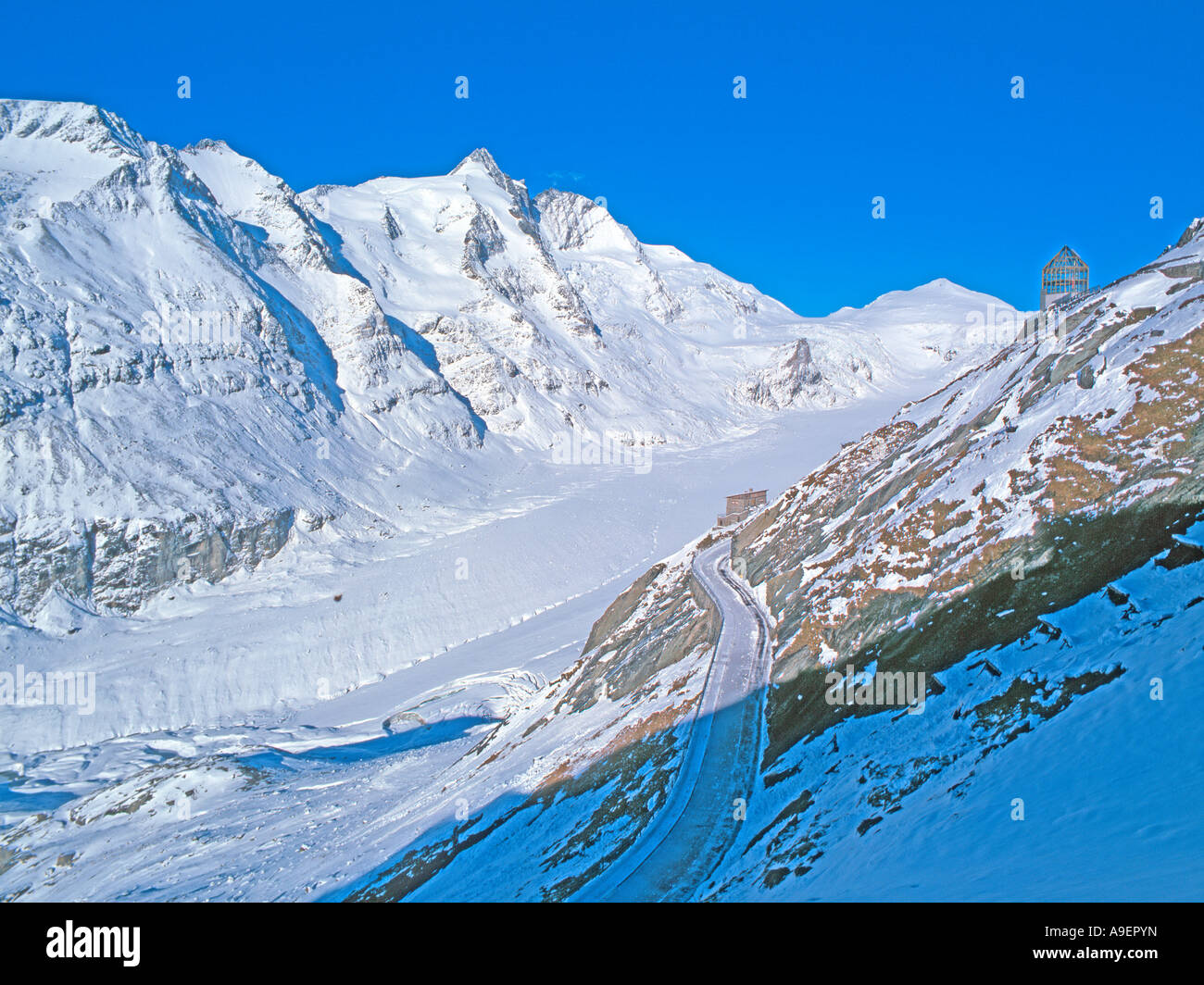 3798 m immagini e fotografie stock ad alta risoluzione - Alamy