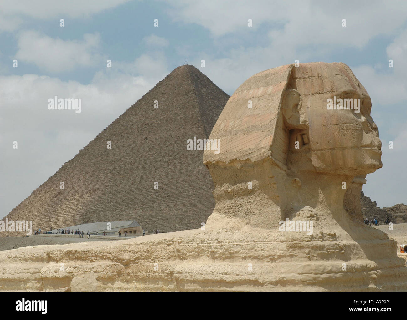 La Piramide di Cheope e la Sfinge Giza, il Cairo, Egitto Foto stock - Alamy