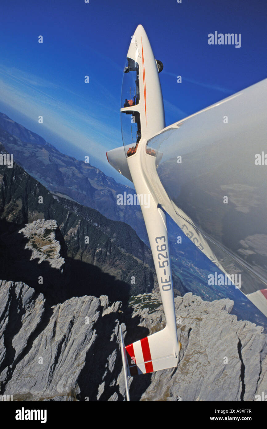 Looping the loop immagini e fotografie stock ad alta risoluzione - Alamy