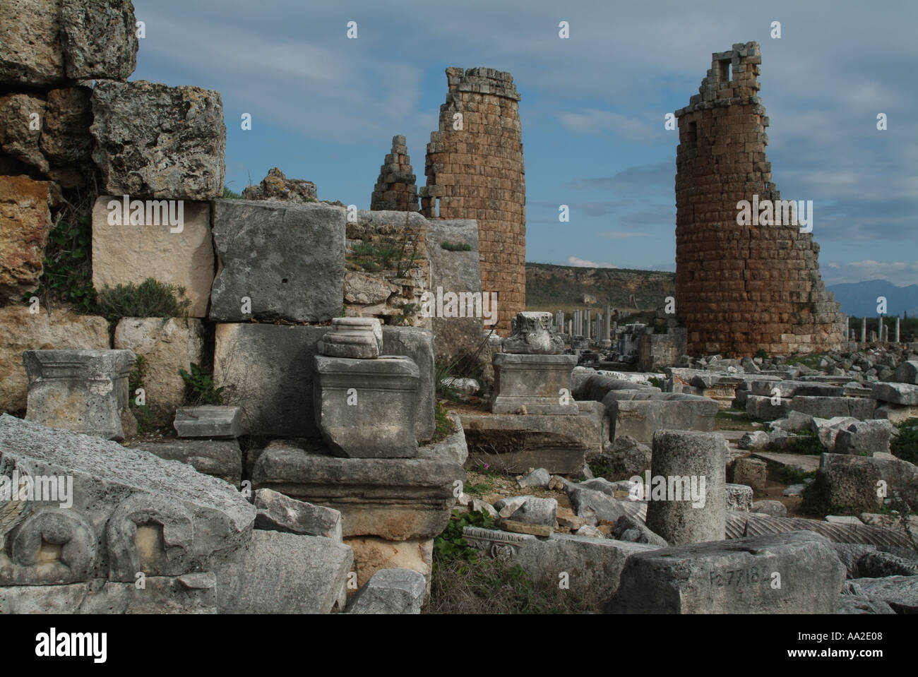 Ancient roman gateway immagini e fotografie stock ad alta risoluzione ...