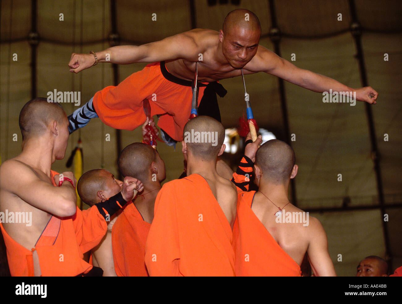 Monaci shaolin immagini e fotografie stock ad alta risoluzione - Alamy