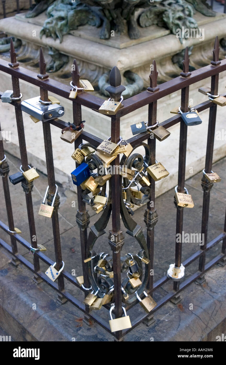 Simboli del rinascimento immagini e fotografie stock ad alta ...