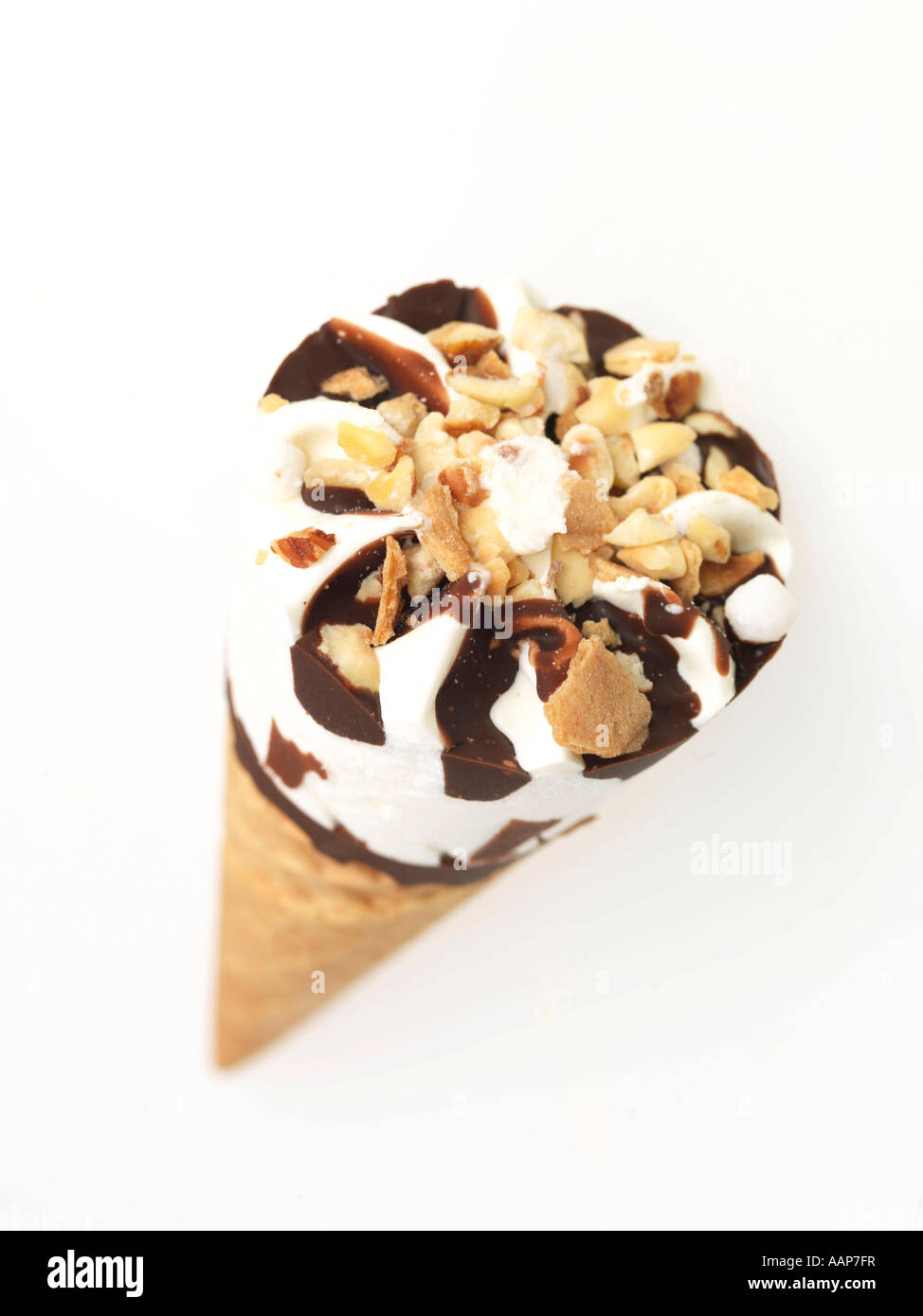 Gelato al cornetto immagini e fotografie stock ad alta risoluzione - Alamy